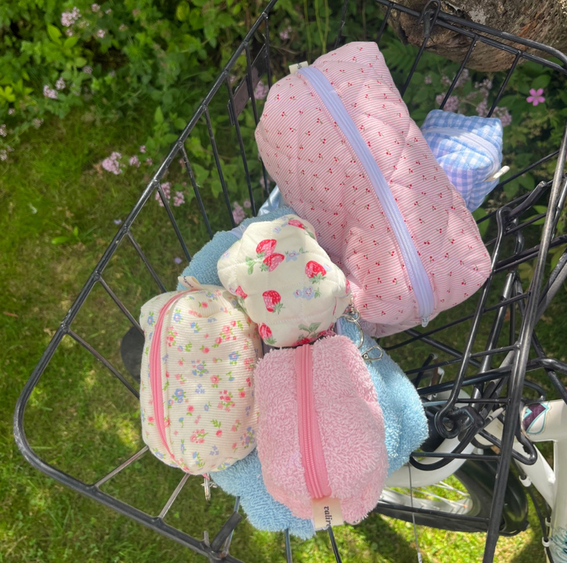 Strawberry Dream Micro Keychain – valiroma